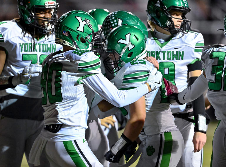 Yorktown dominates Pendleton Heights to win its first IHSAA football ...