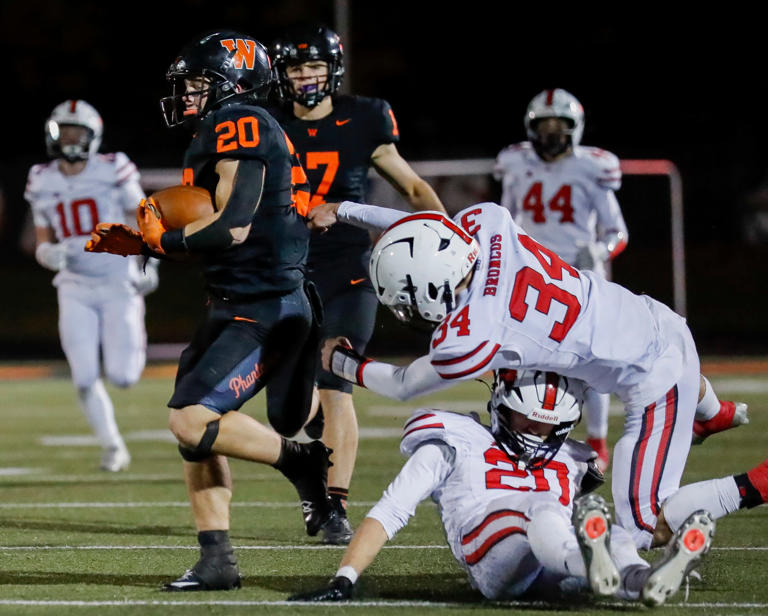 West De Pere's Patrick Greisen makes state history in Phantoms' quarterfinal playoff win