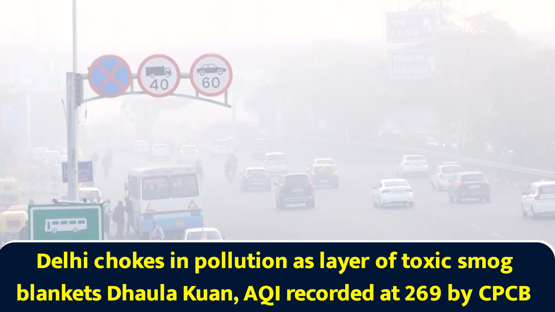 Delhi chokes in pollution as layer of toxic smog blankets Dhaula Kuan ...