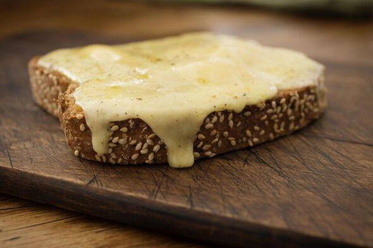 Cheese on toast recipe that makes 'easy, cheesy Bombay toast' and is ...