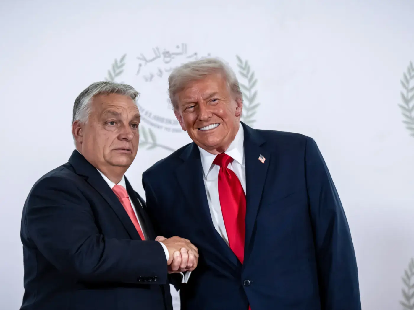 Orban e Trump: amicizia tra autocrati e prezzo del petrolio