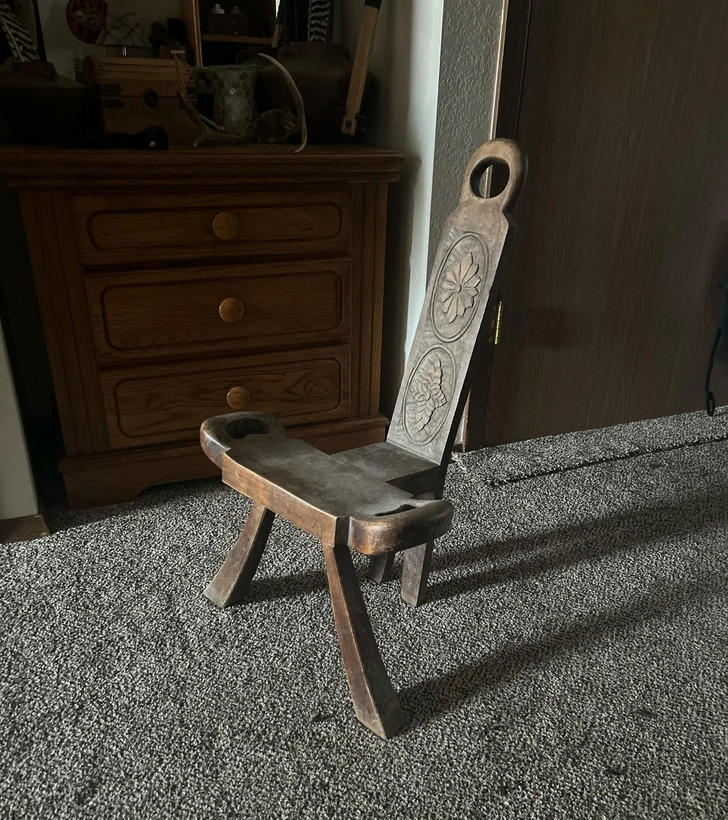 14 People Who Stumbled Upon Confusing Objects — and Internet Sleuths ...