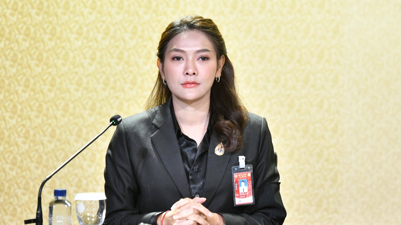 รัฐบาล เตือนผู้มีสิทธิสวัสดิการแห่งรัฐ ห้ามบอก PIN code 6 หลัก กับรถเร่ ...