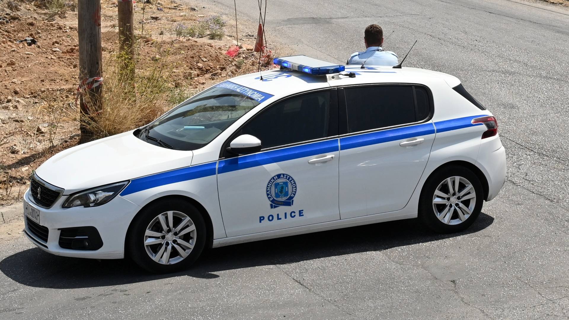 Εβρος: Χειροπέδες σε τρεις διακινητές – Μετέφεραν παράνομα μετανάστες