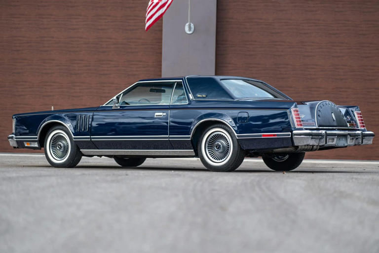 This 1979 Lincoln Mark V Is a Perfect Example of What Was, and What ...