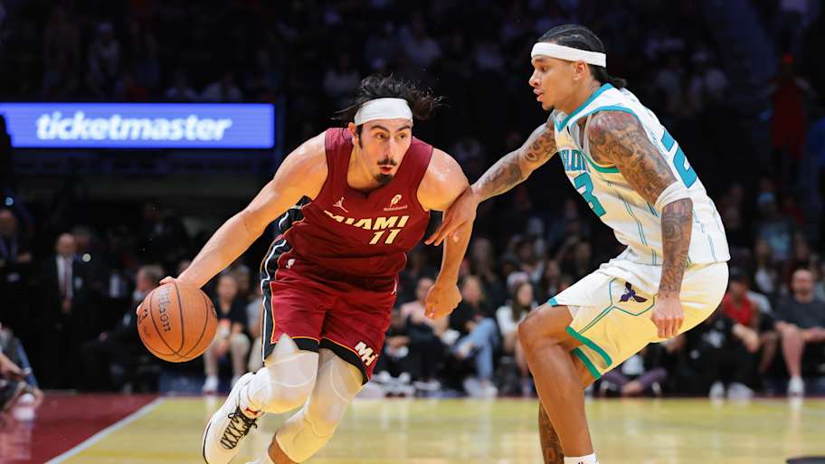 Hornets can't overcome abysmal first quarter, drops to Heat in first ...