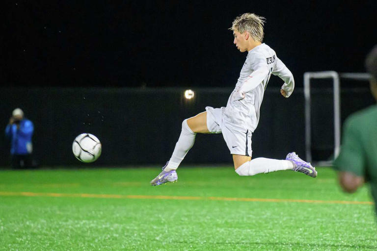 LIVE: Section 2 soccer teams playing in state semis