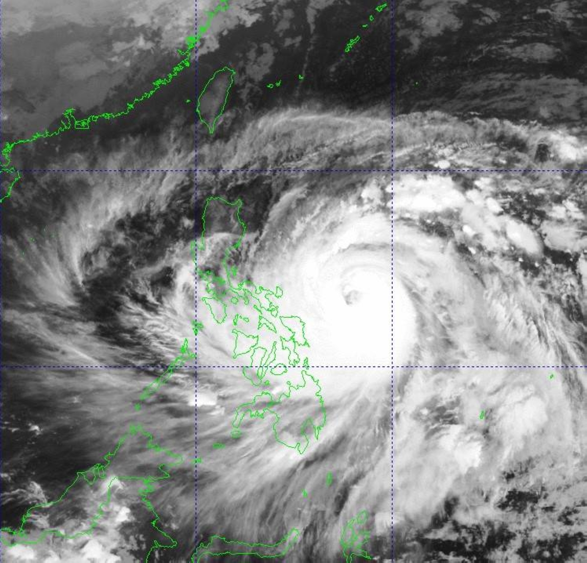 Signal No. 4 up in Catanduanes as ‘Uwan’ moves closer to Bicol; Signal ...