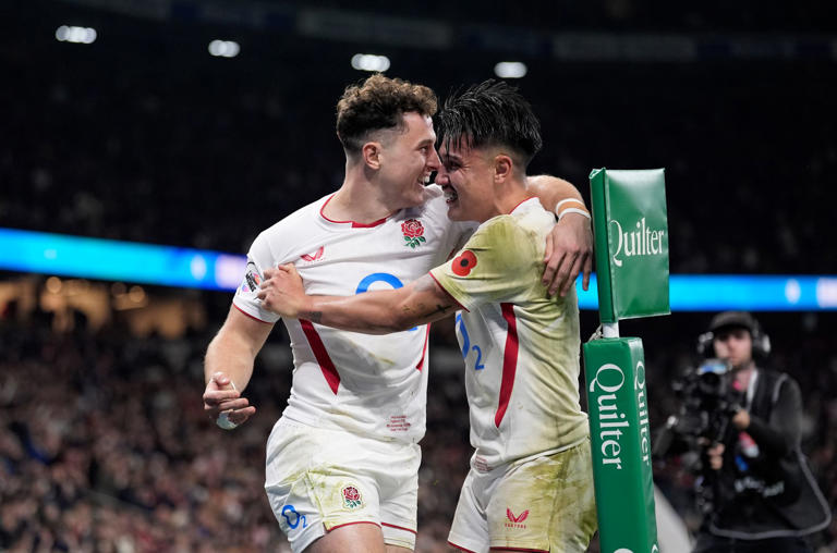 England pull away from impressive Fjii with second-half surge