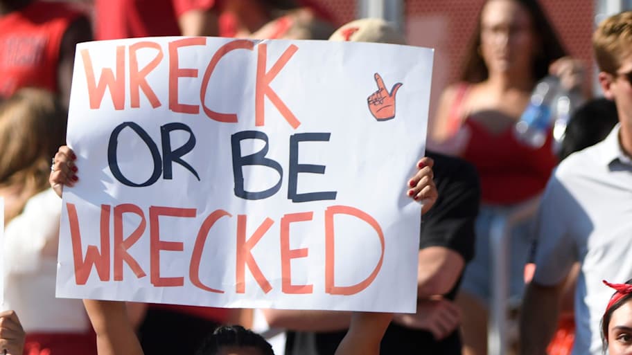 Best and Most Interesting ESPN 'College GameDay' Signs for Texas Tech ...