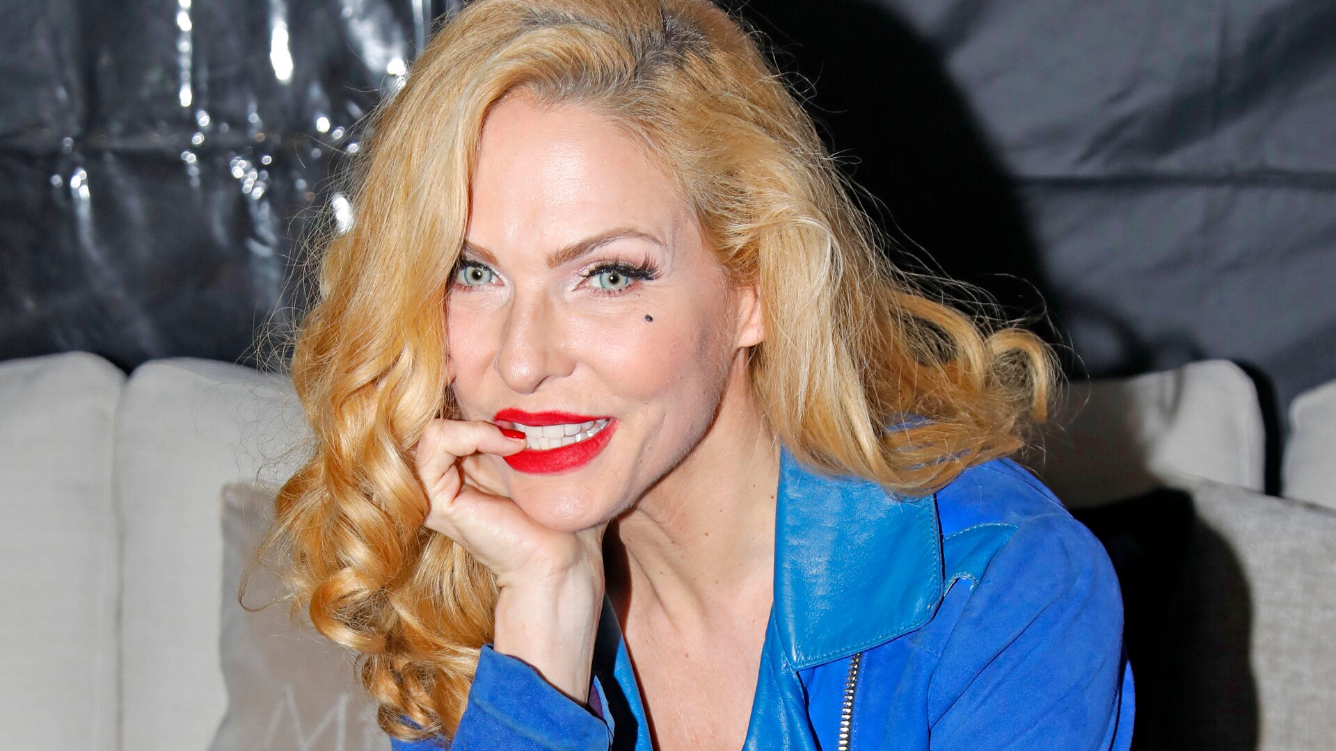 "Seit 28 Jahren in wilder Ehe": Sonya Kraus glücklich mit "Mister X ...