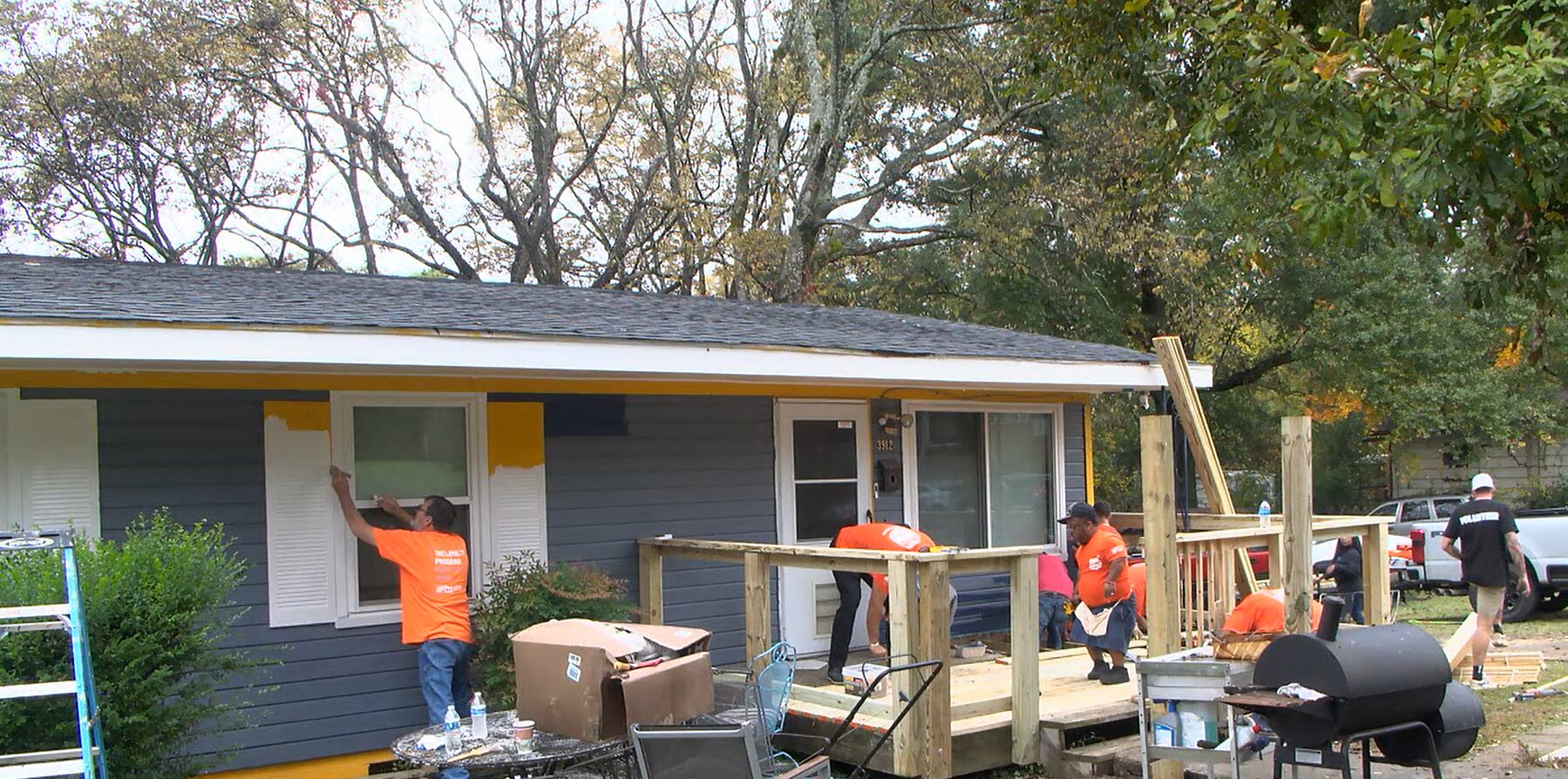Organizations renovate local veterans homes ahead Veterans Day