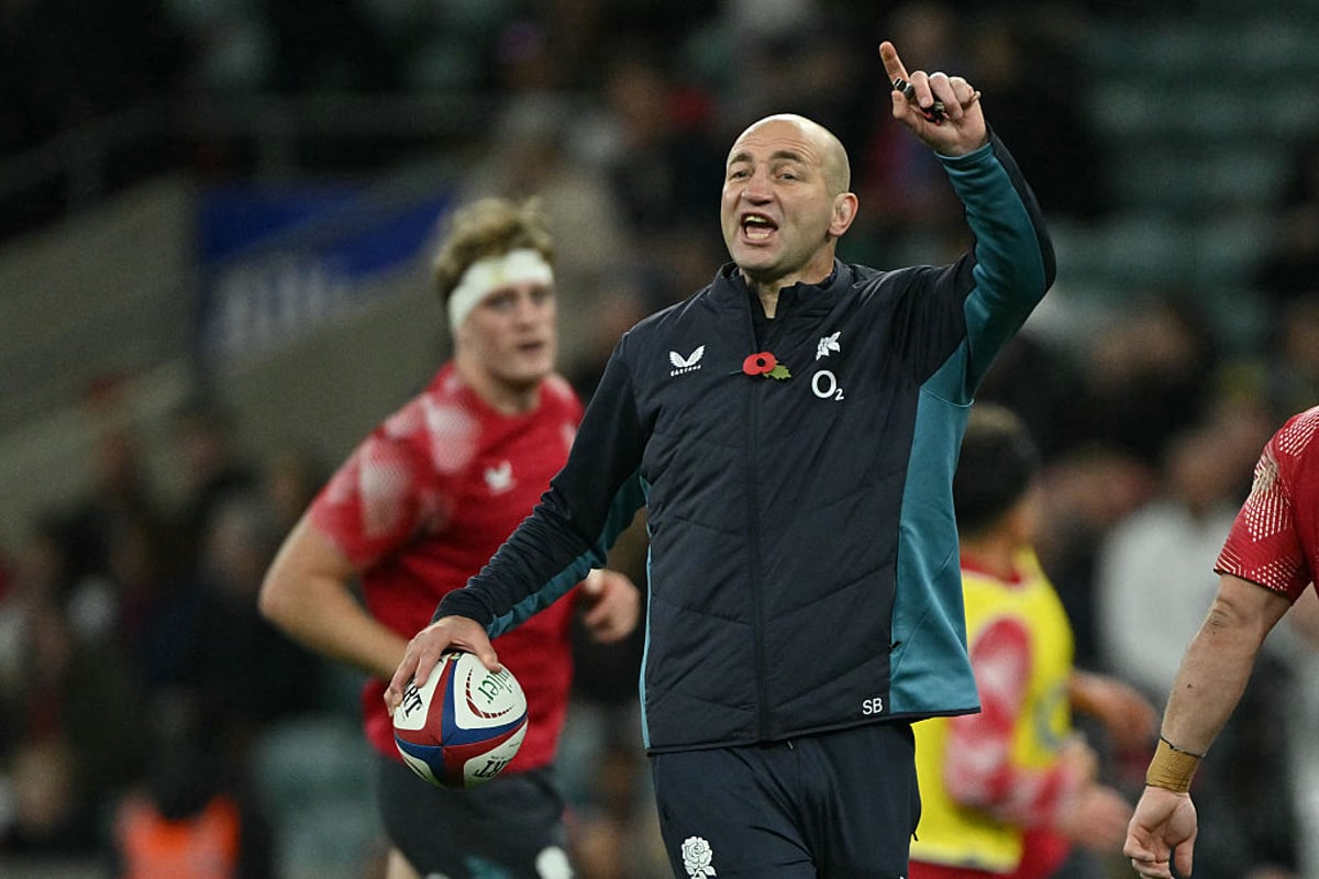Borthwick's bench delivers as England beat Fiji to win nine in a row
