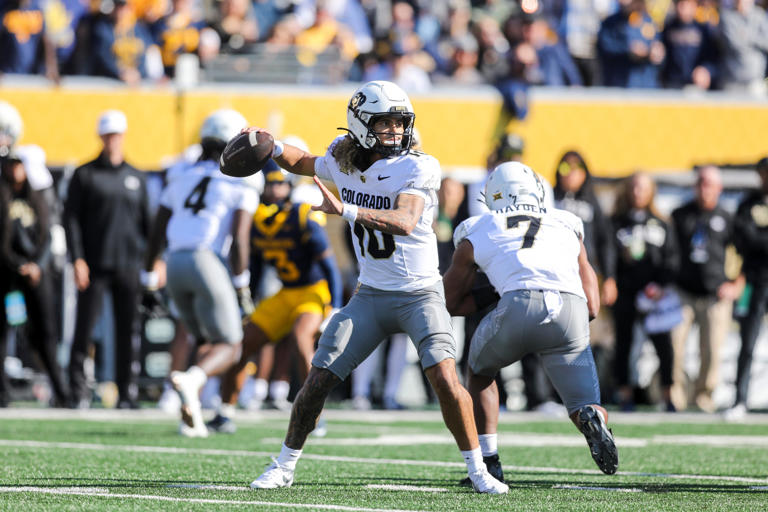 Colorado football falls to West Virginia but Julian Lewis impresses ...