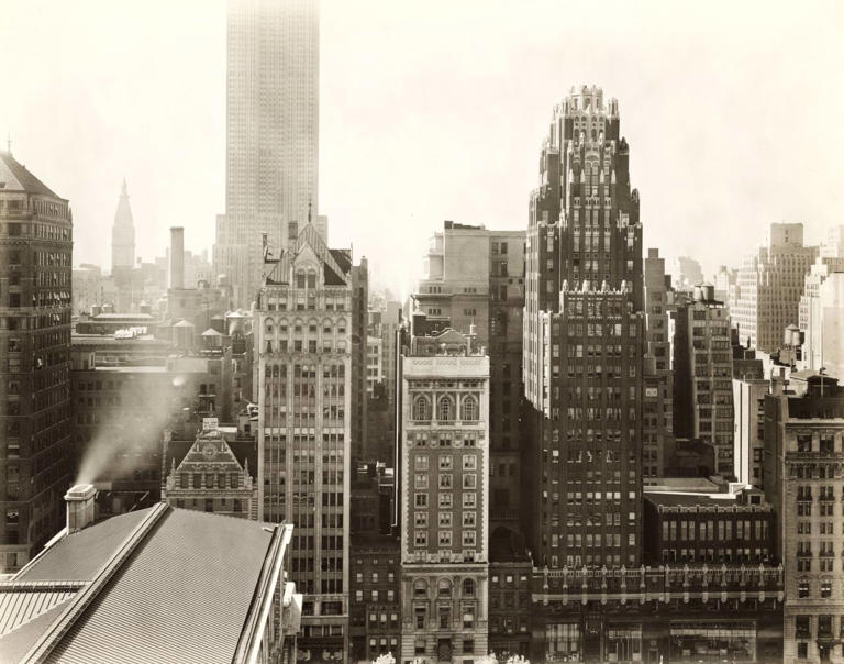 How a Skyscraper Shaped Like a Radiator Helped Create the Modern ...