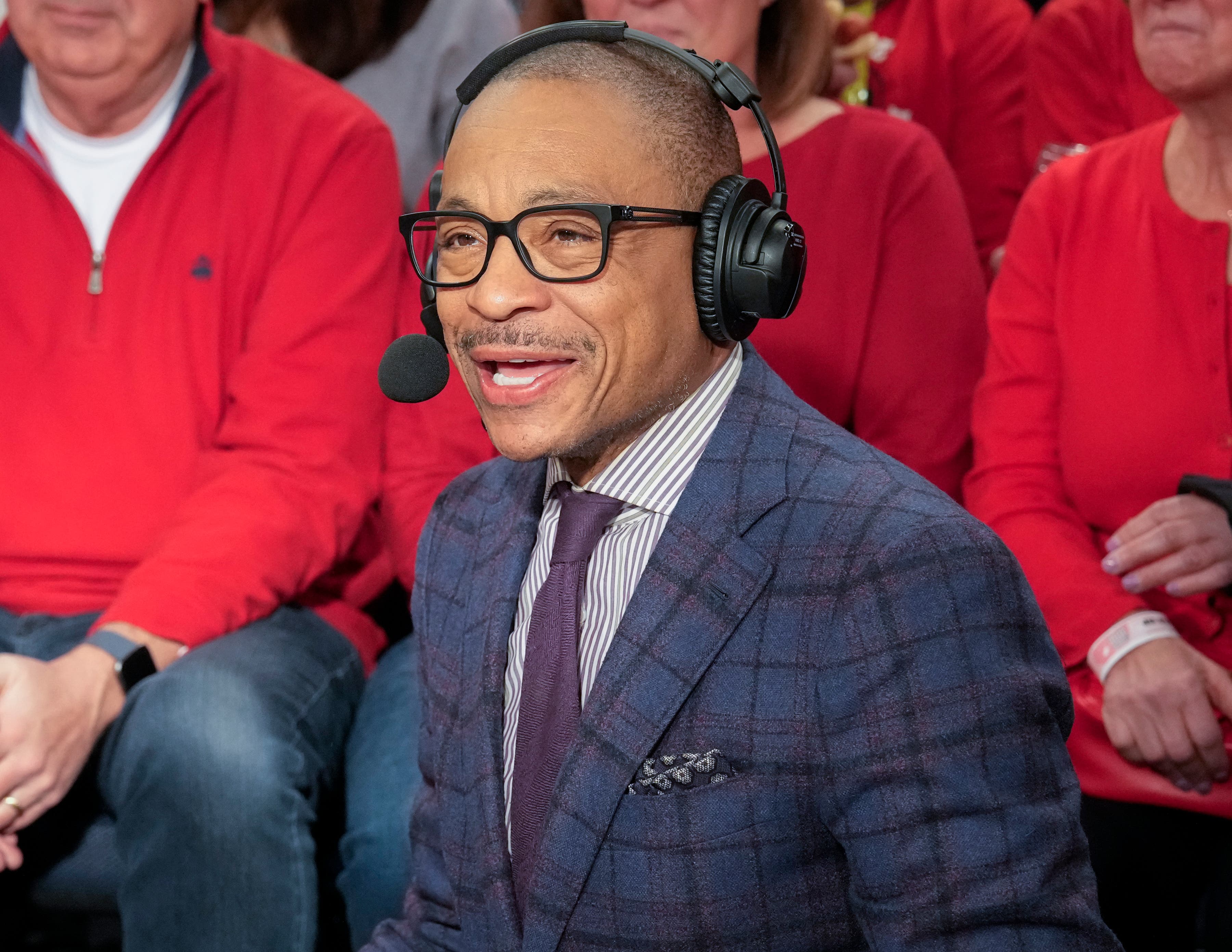 Gus Johnson sparks strong reaction amid Indiana-Penn State broadcast