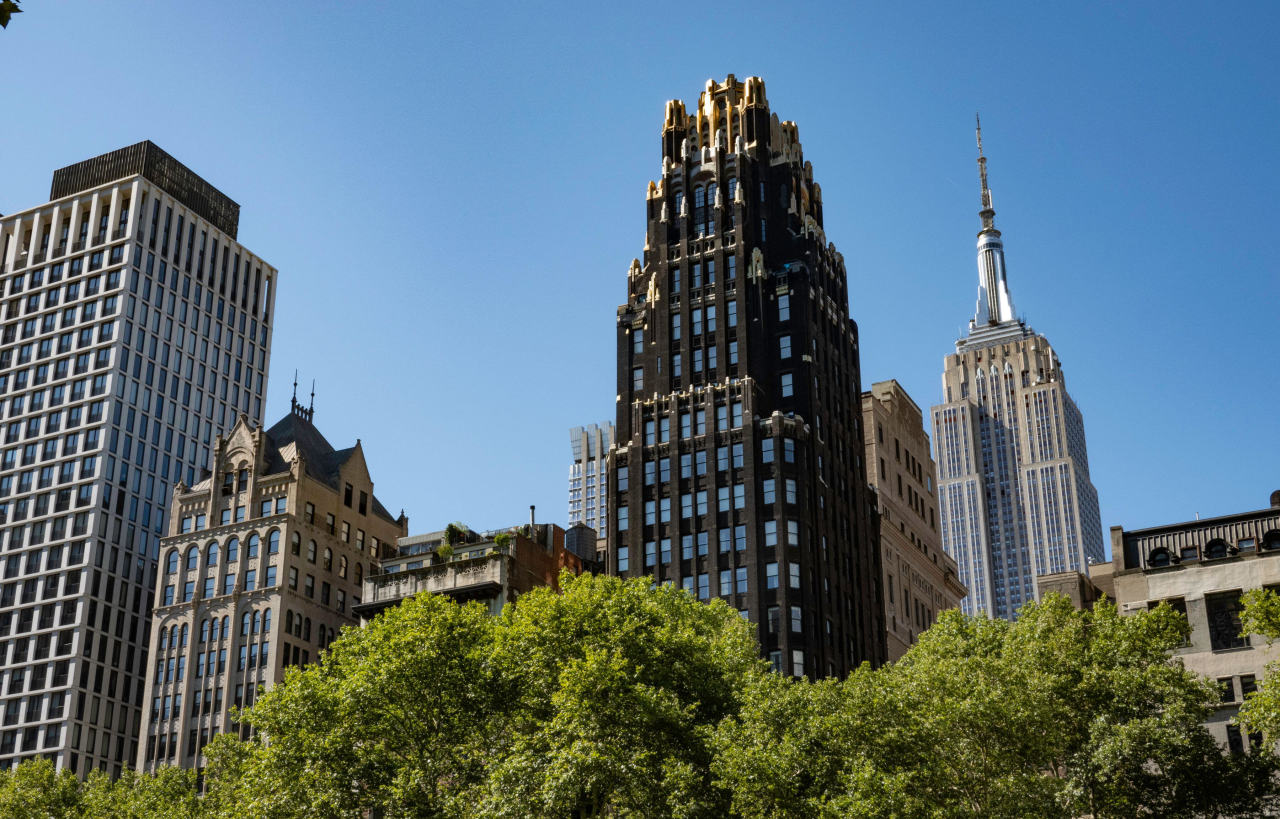 How a Skyscraper Shaped Like a Radiator Helped Create the Modern ...