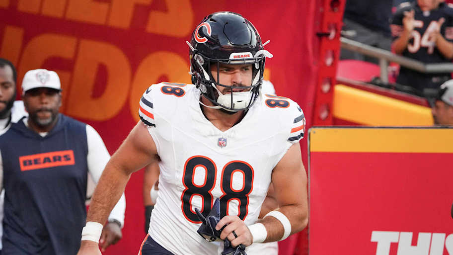 Bears' elevation of Stephen Carlson could result from tight end injury