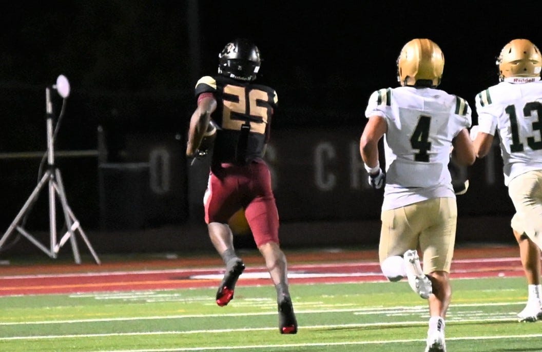 Football | Deflected pass lifts Oaks Christian over St. Bonaventure