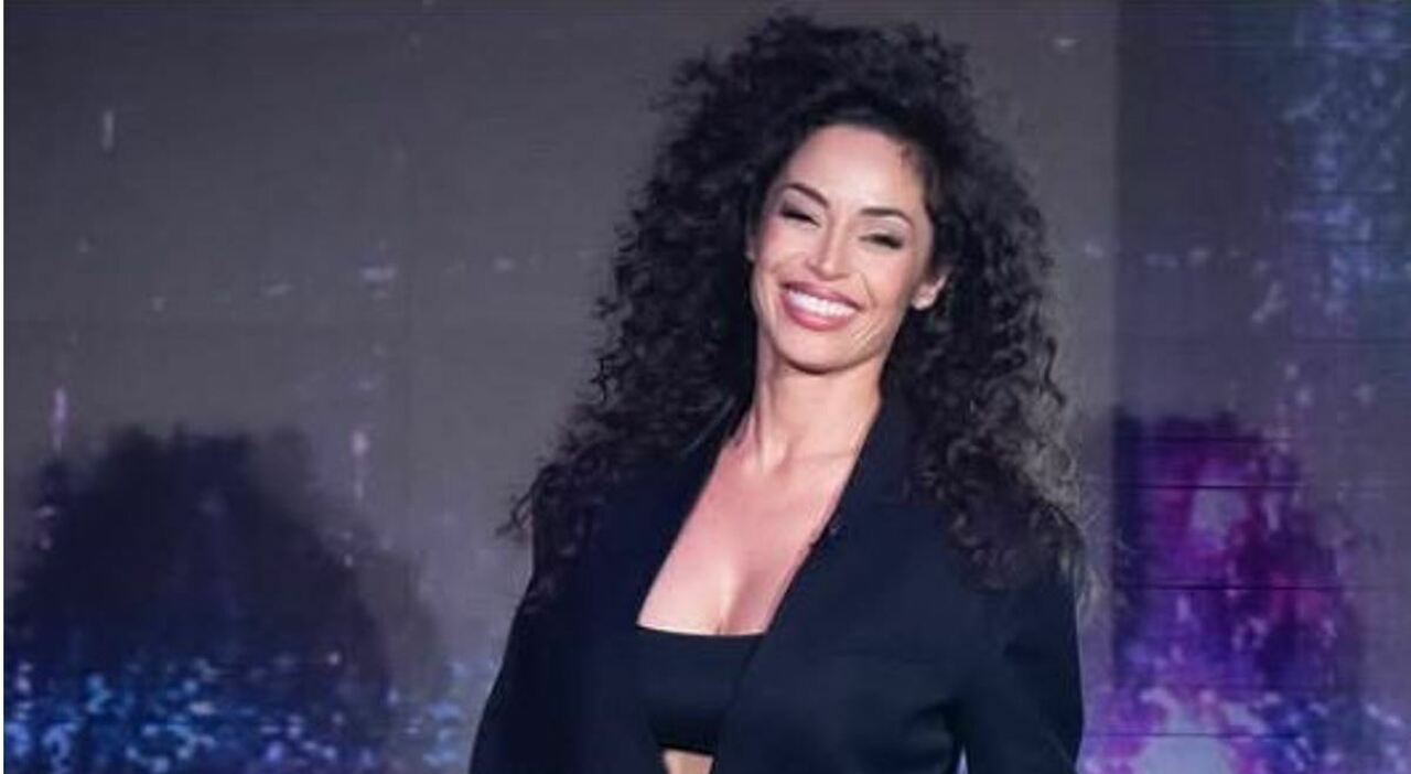 Raffaella Fico incinta a Verissimo: «Armando Izzo, finalmente l'amore vero»