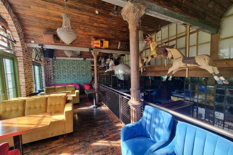 'Impressive bar and entertainment venue, fitted out to an exceptional ...