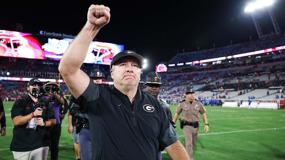 Georgia Defensive Lineman Suffers Injury in Matchup vs Mississippi State