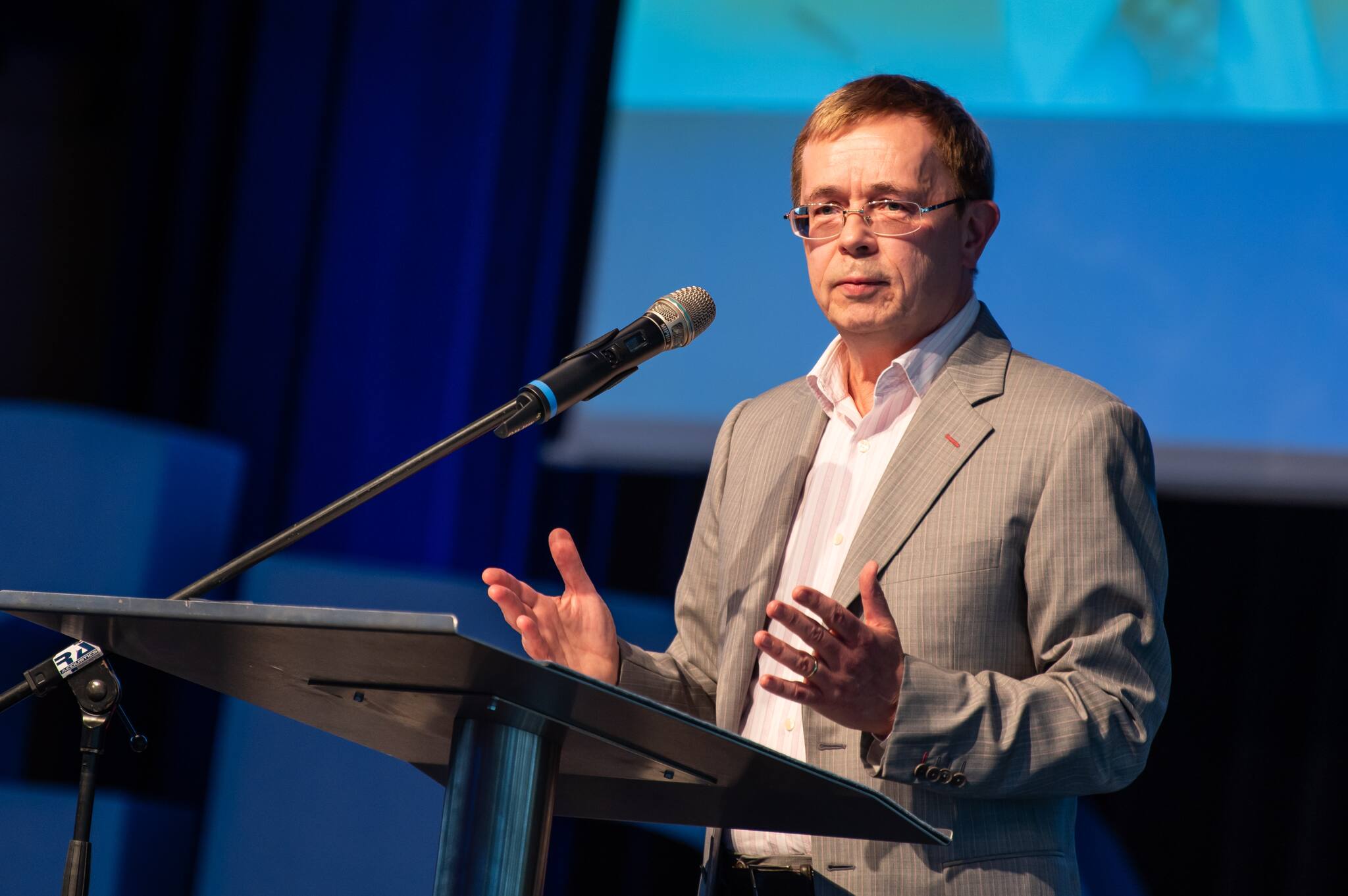 AfD-Politiker Neuhoff verteidigt Russland-Reise