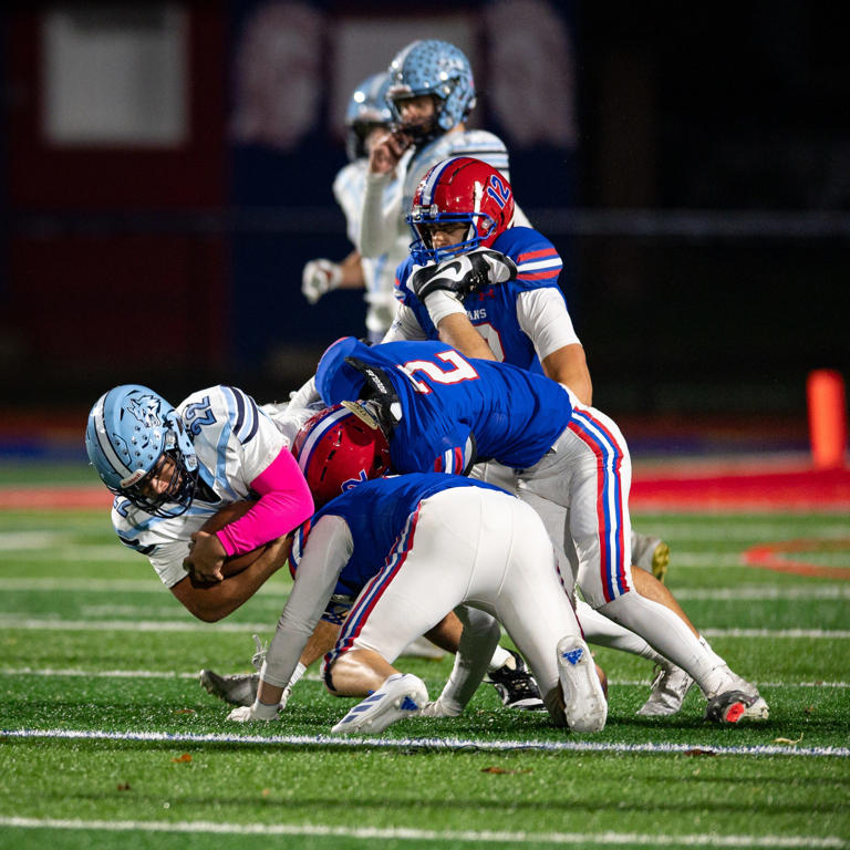 New Hartford football takes down Indian River with last-minute touchdown