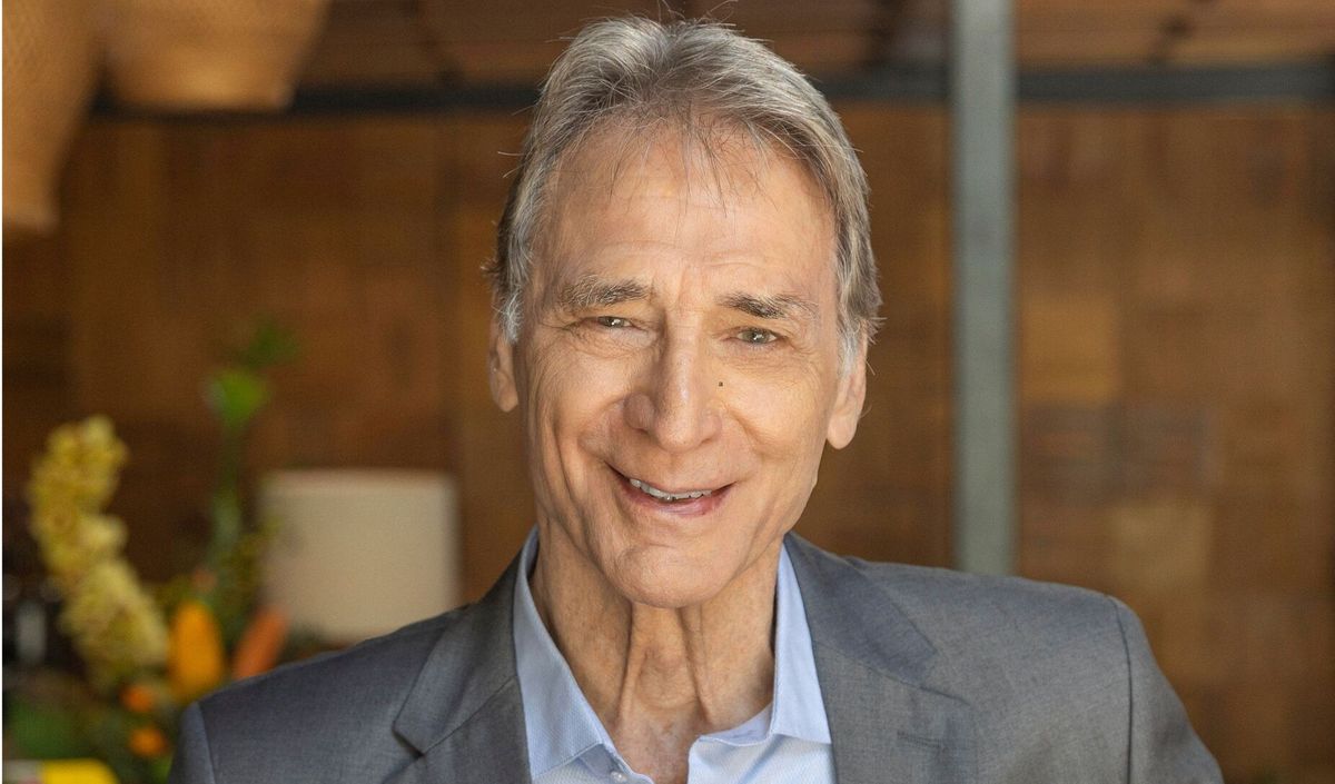 Há 26 anos, Herson Capri, hoje aos 74, lutou contra o câncer e mudou ...