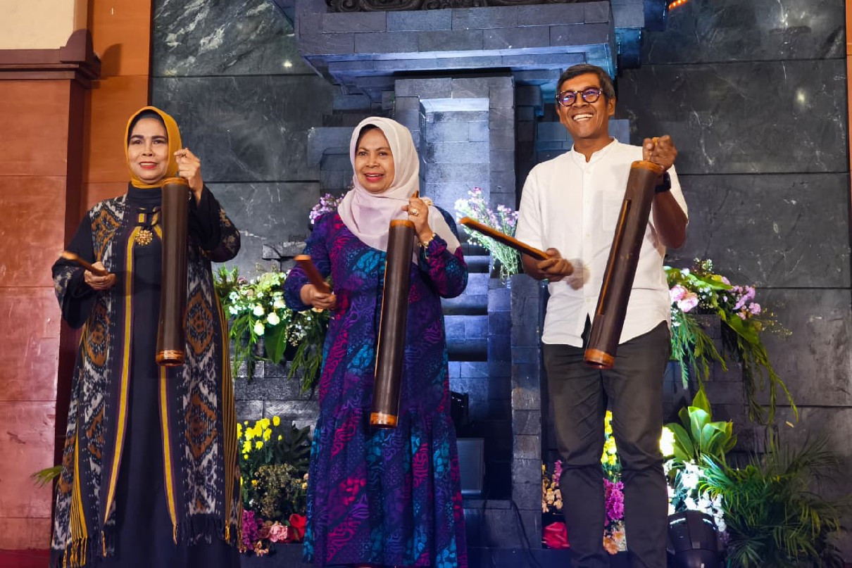 UWKS dan Lentera Nusantara Angkat Kretek dan Keroncong sebagai Simbol ...