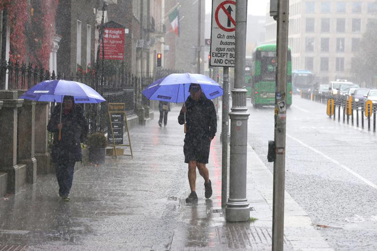 Met Eireann issues 12-hour warning for three counties ahead of heavy ...