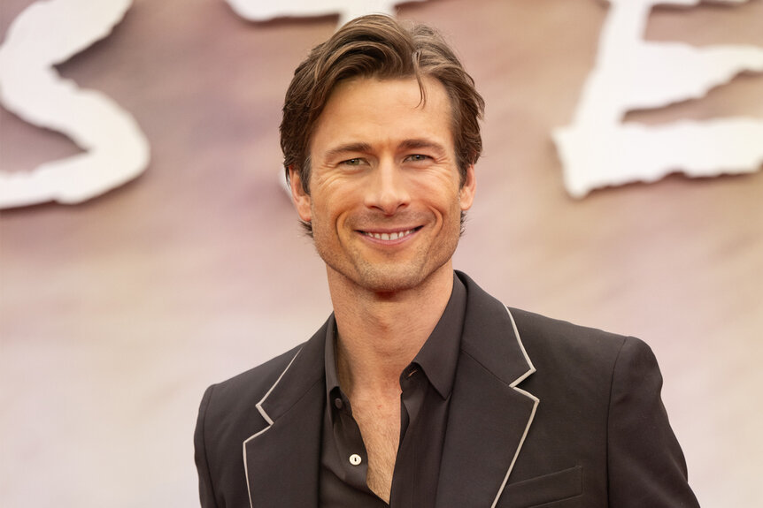 Is Saturday Night Live New Tonight? Check Out the November 8 Host ...