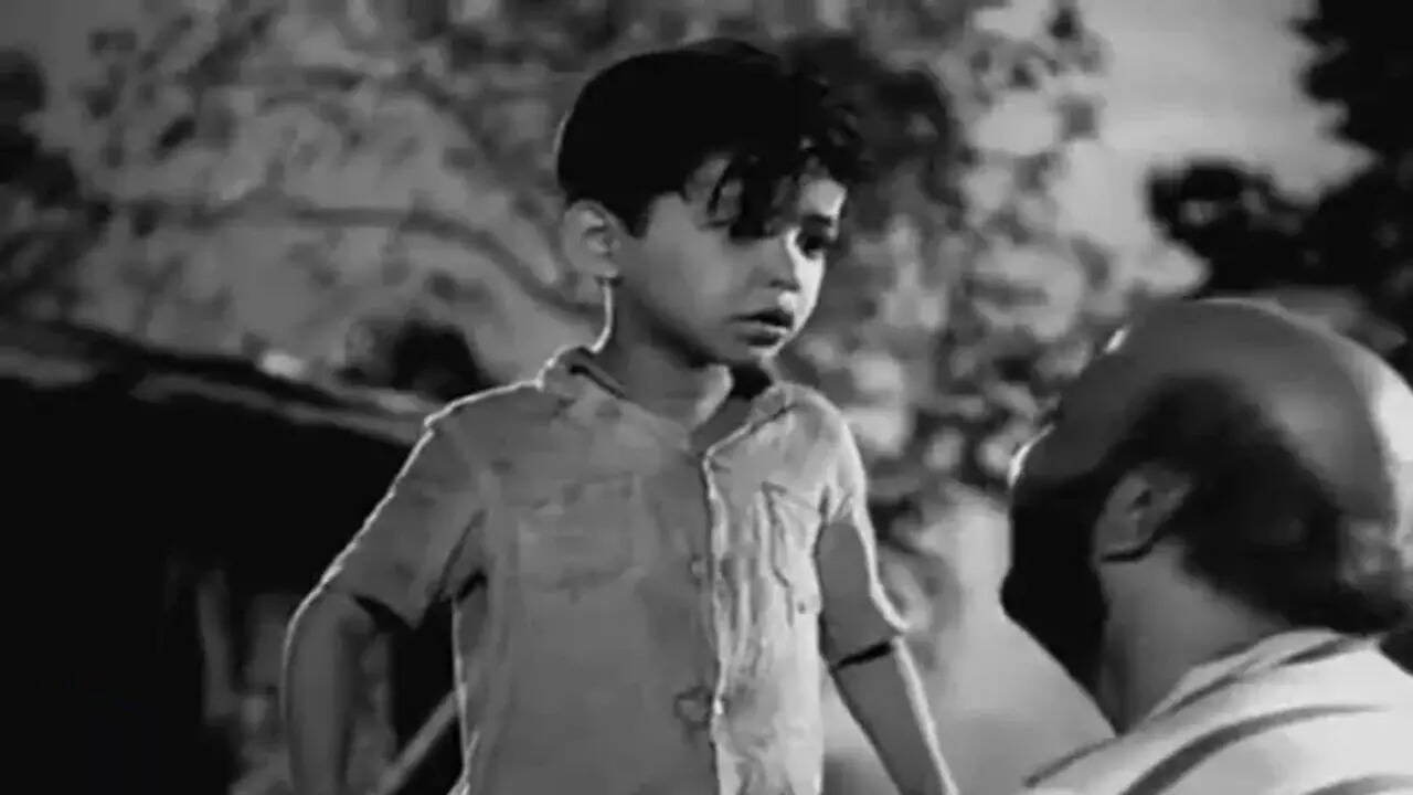 From ‘Lakdi Ki Kaathi’ to ‘Chanda Hai Tu’: Bollywood songs that still ...