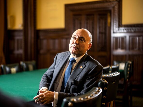 'Rachel Reeves must quit if she breaks tax promise - all her ...