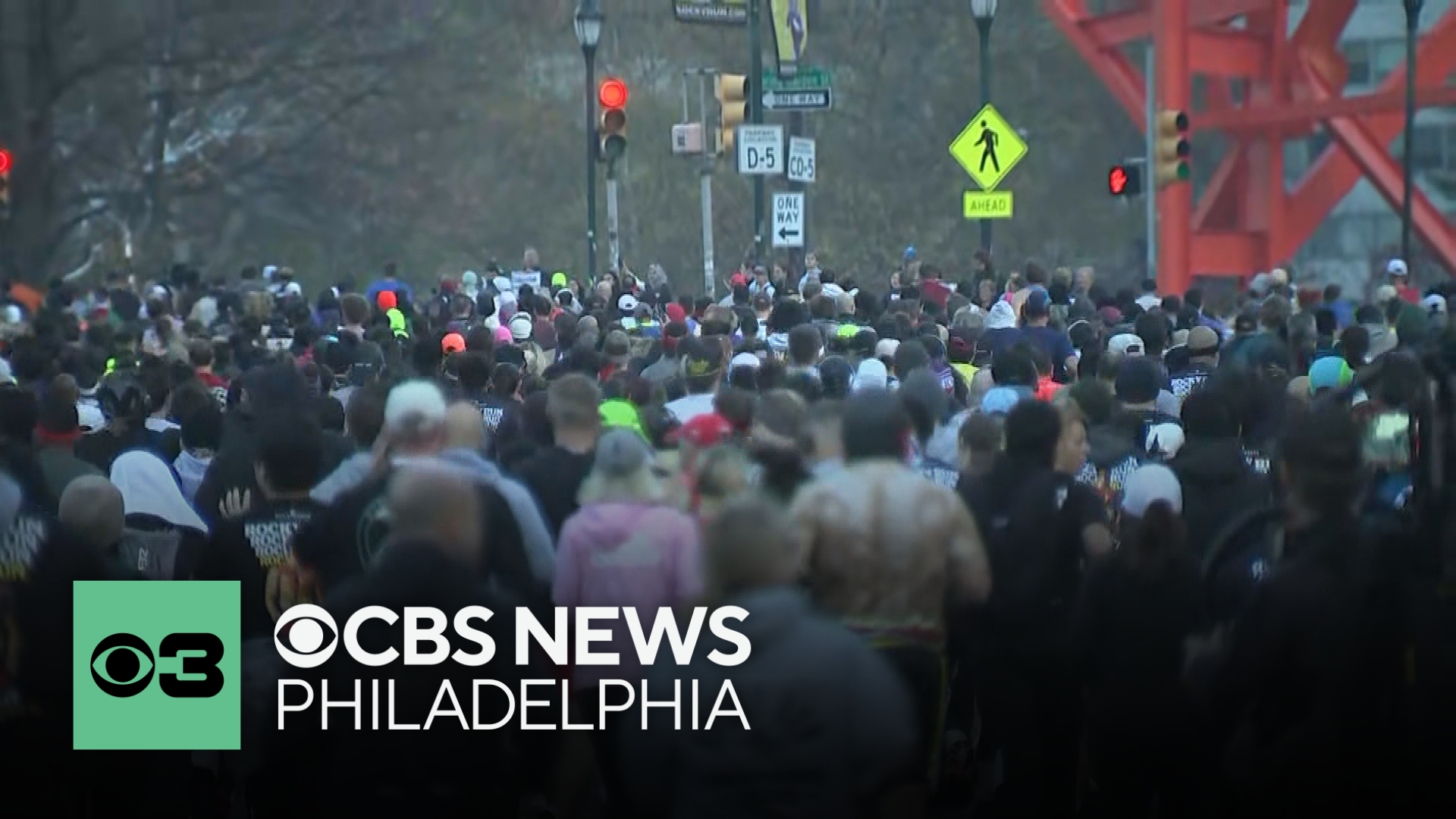 Thousands of runners pack streets near Philadelphia Art Museum for 2025 ...