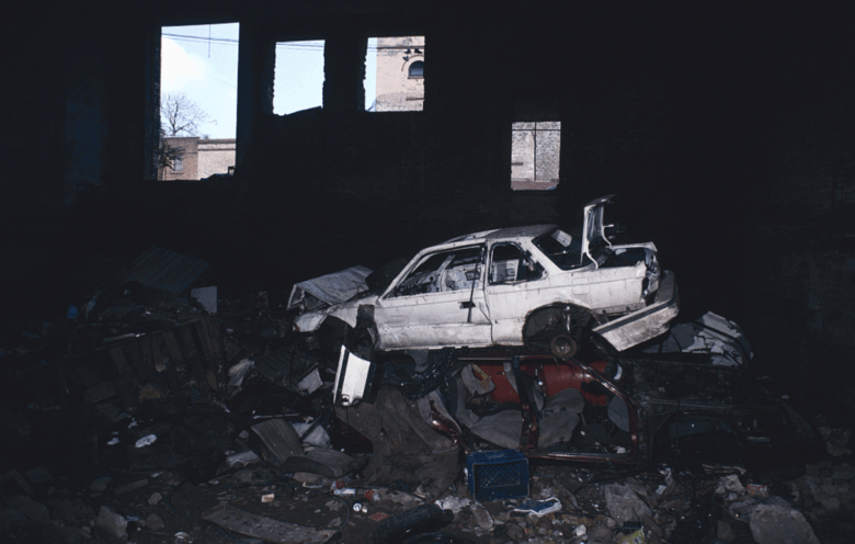 Haunting photos of forgotten classic cars