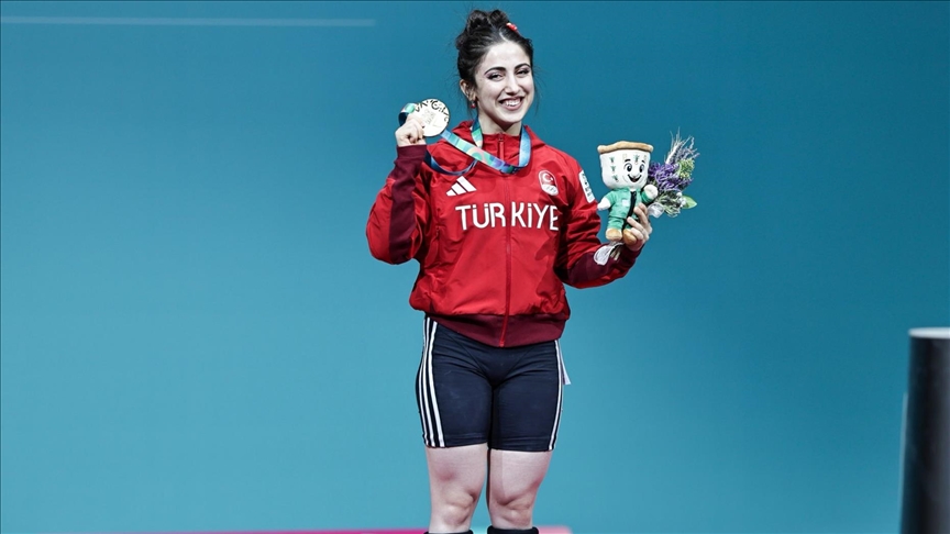 Türkiye'nin 6. İslami Dayanışma Oyunları'nda ilk altın madalyaları ...