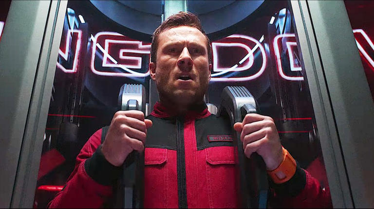 Why Glen Powell's Running Man Changed The Stephen King Story's Original ...