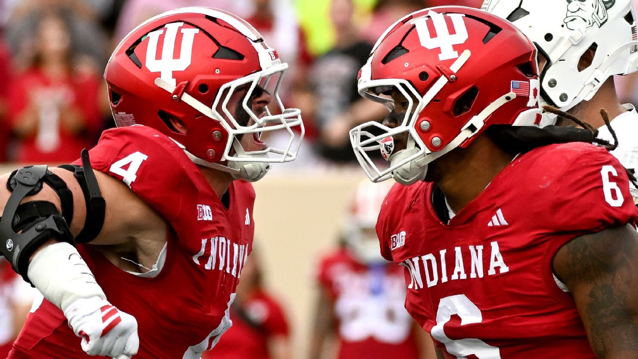 Sources - Indiana LB Fisher to play, WR Sarratt a game-time call