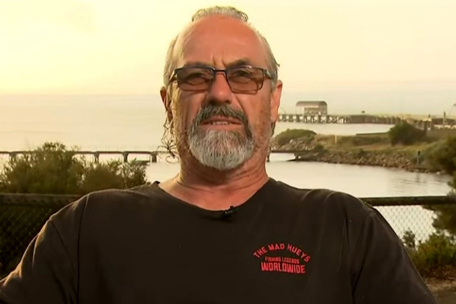 Shark Attack Victim Shares Images of Shocking 10 Inch Thigh Scar from ...