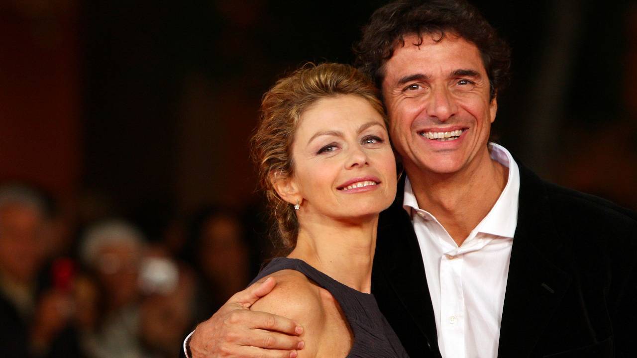 Chi è l’ex marito di Amanda Sandrelli e padre dei suoi figli, Blas Roca ...