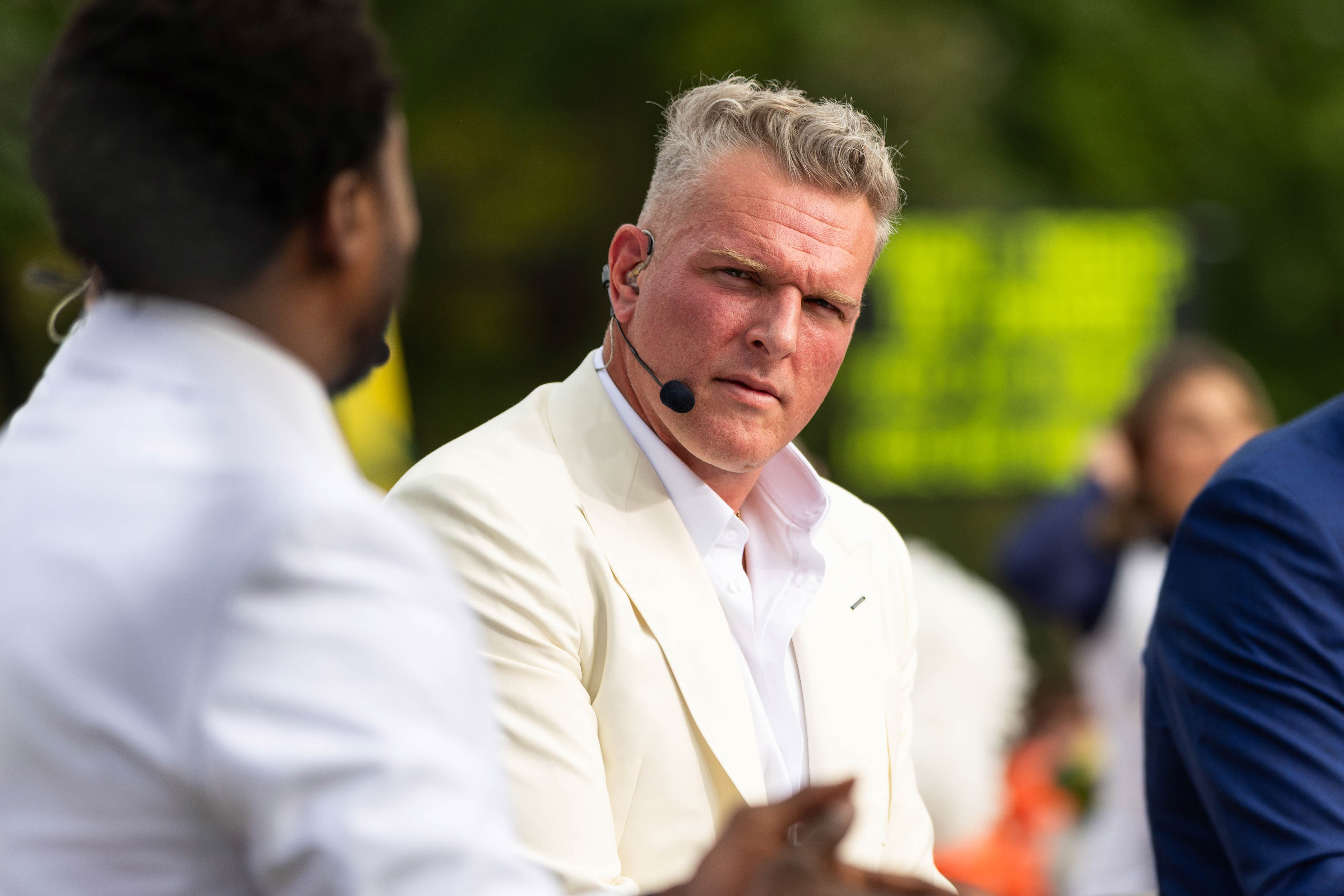 Pat McAfee, NFL legend Aaron Donald share viral moment on 'College GameDay'