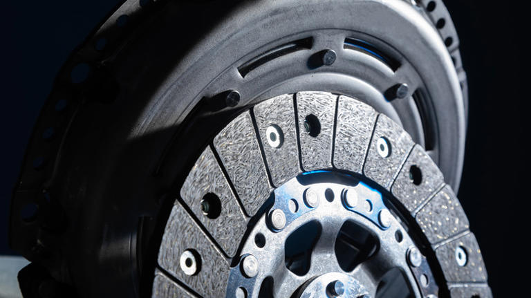 Wet Clutch Vs. Dry Clutch: The Differences Explained