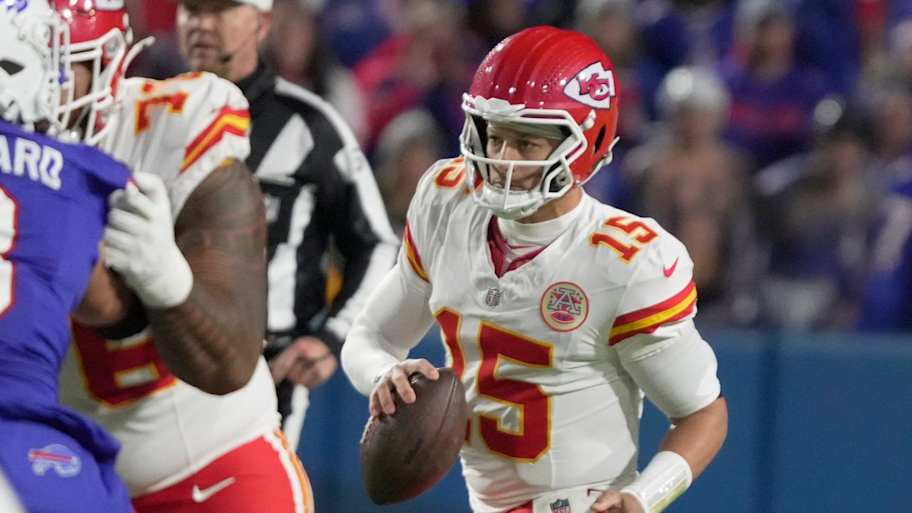 Patrick Mahomes names college football quarterback as possible ...