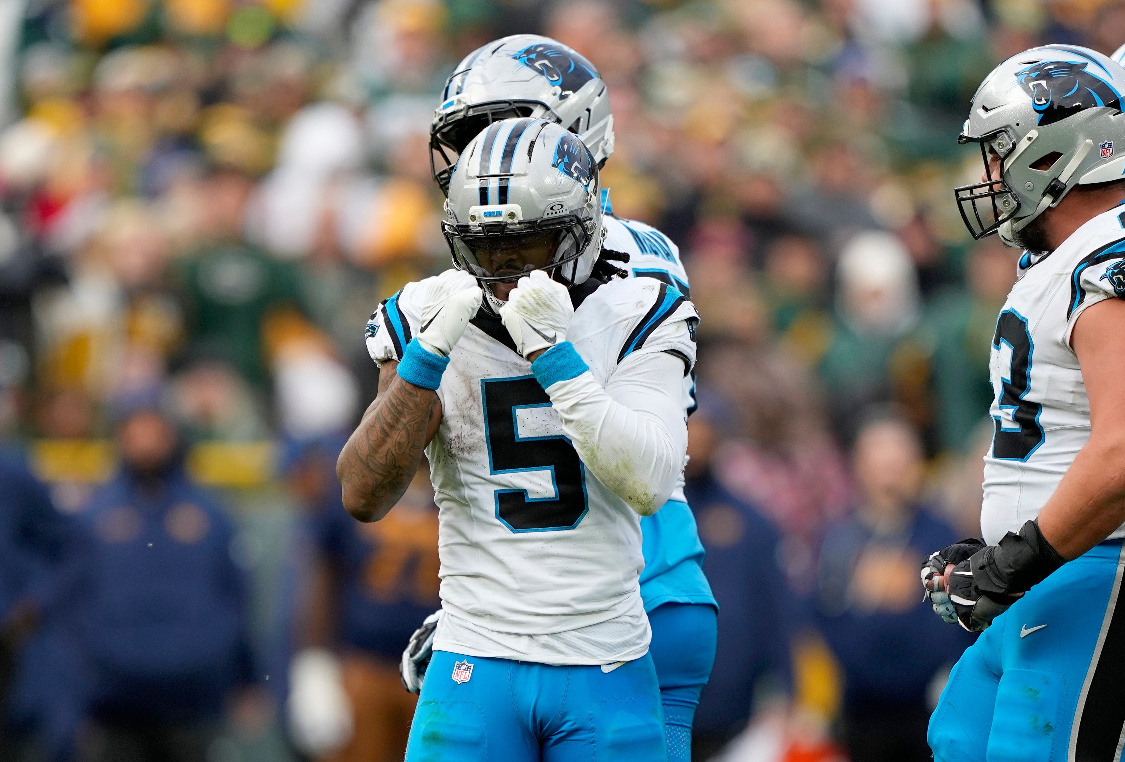 Keegan-Michael Key surprised Panthers' Rico Dowdle after '2 pumps' fine