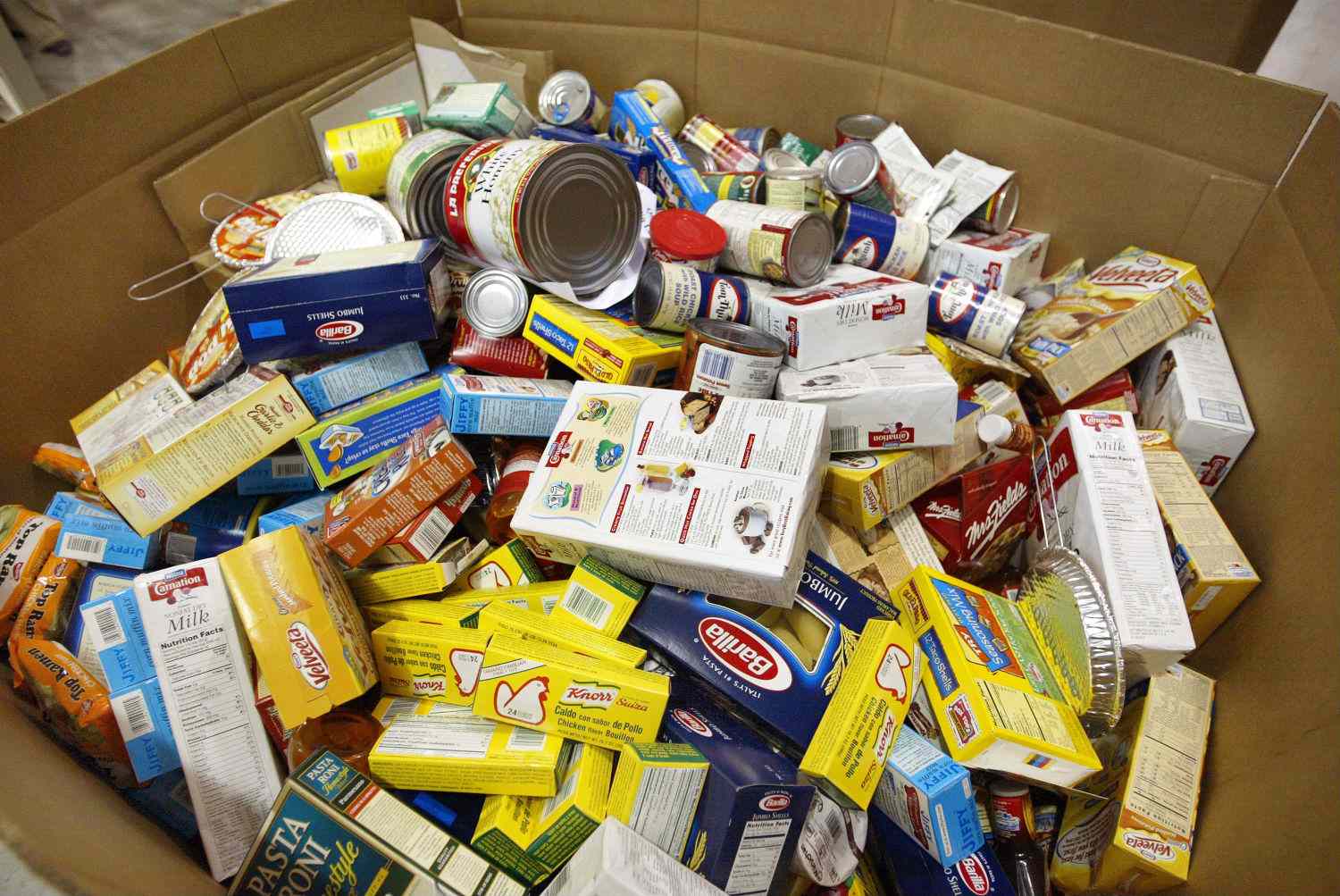 5 things food banks can't accept—and what to give instead