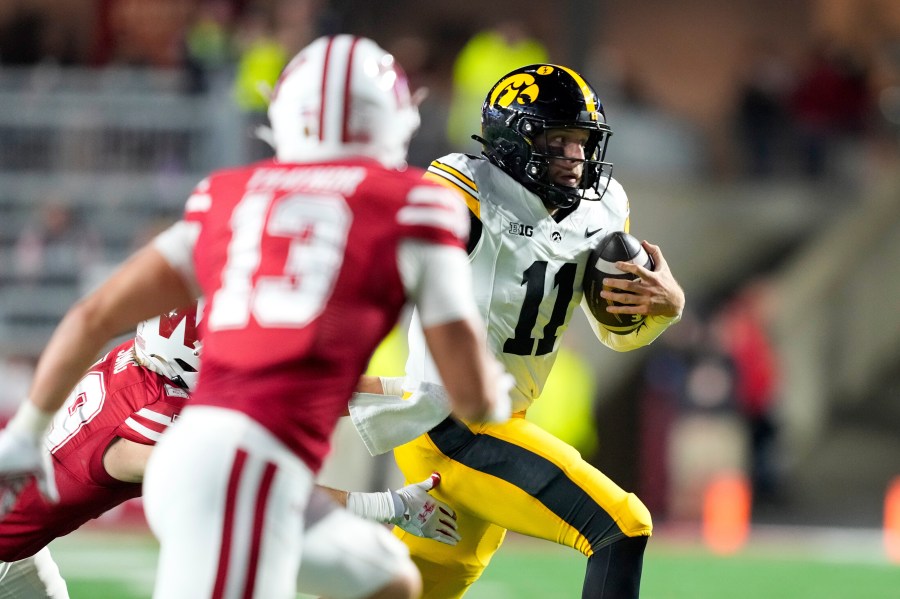 Hawkeyes hankering for upset of Oregon to shake up AP, CFP rankings