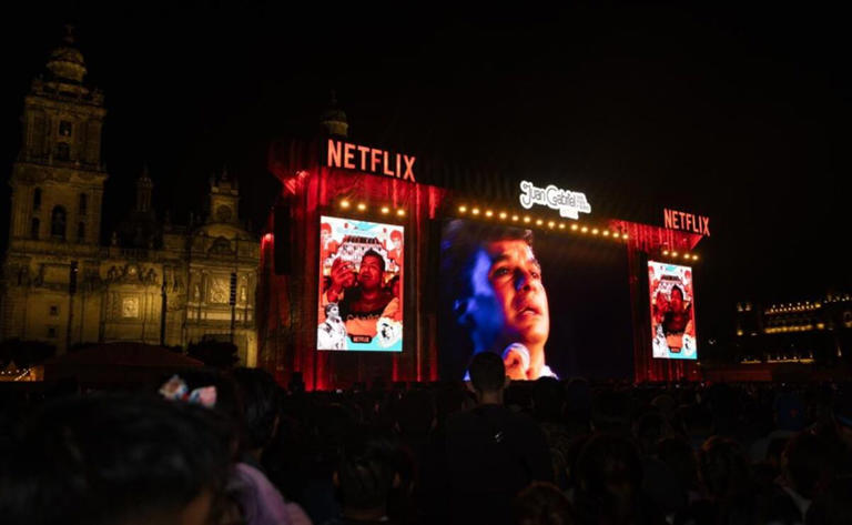 Juanga vuelve al Zócalo: el fallo de audio, un “¡Pinche Netflix!” y ...