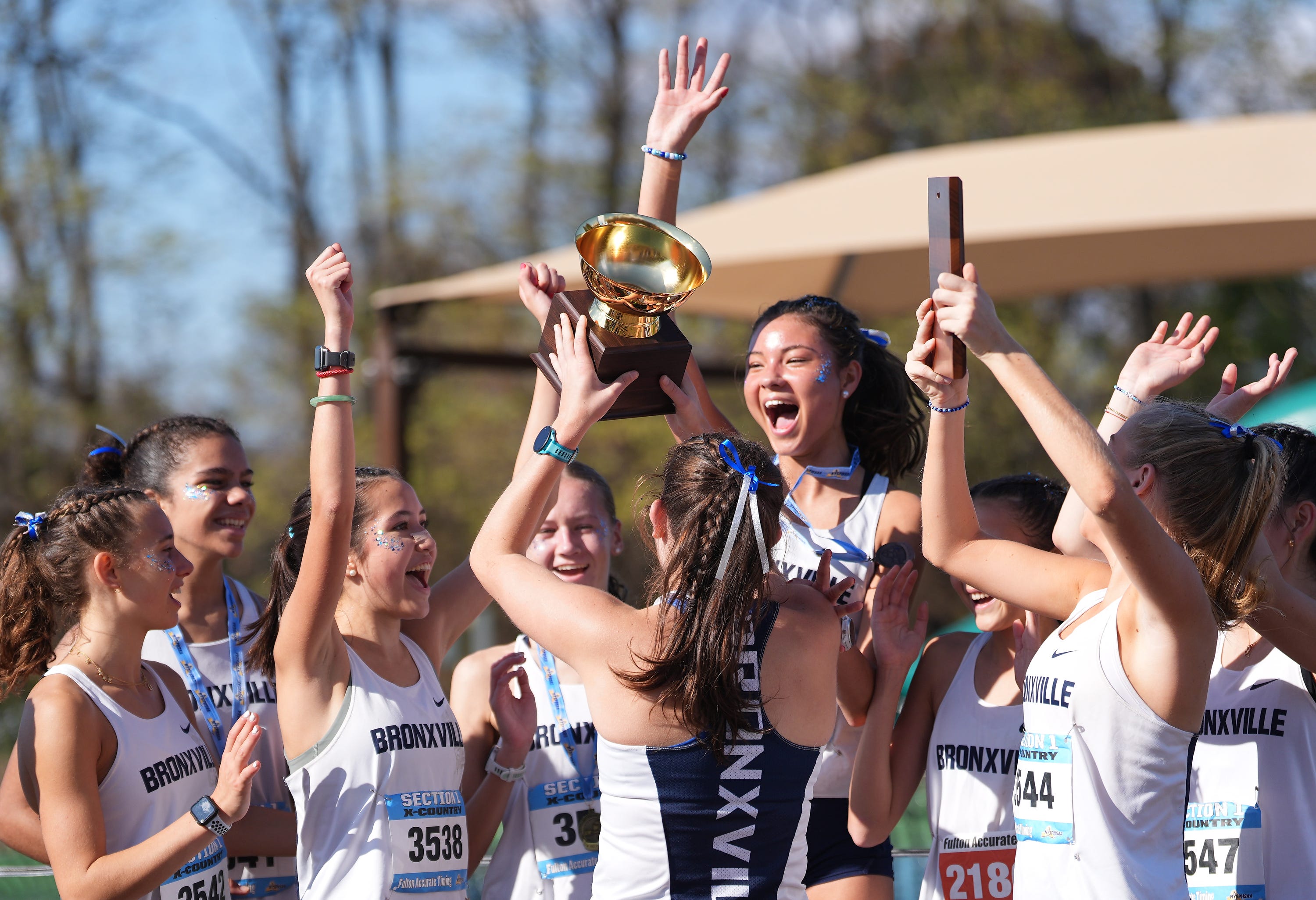 Hen Hud wins title after 45 years; Tuohy, Wasserman with top times at ...