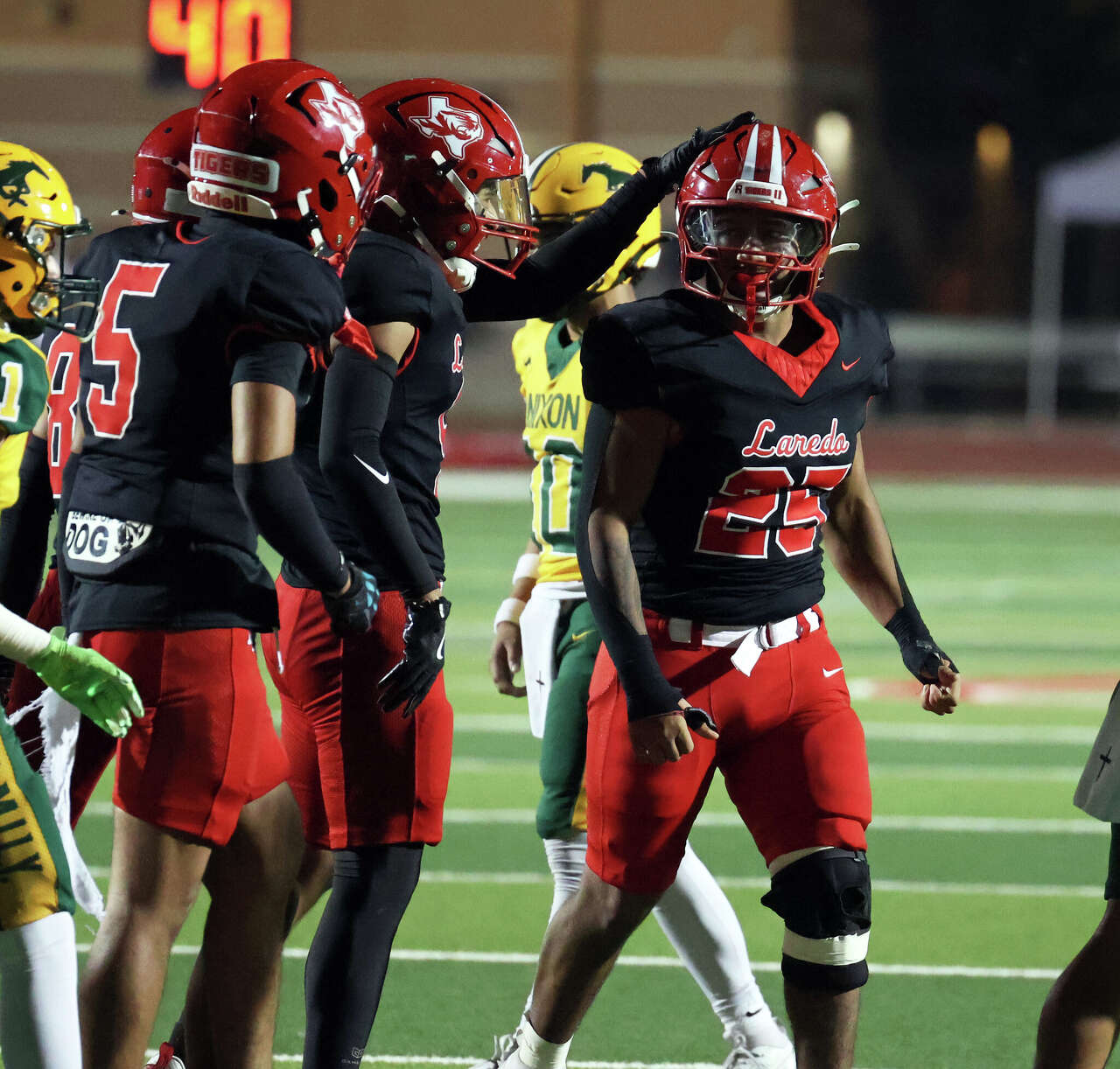 How Laredo high school football teams fared in Week 11
